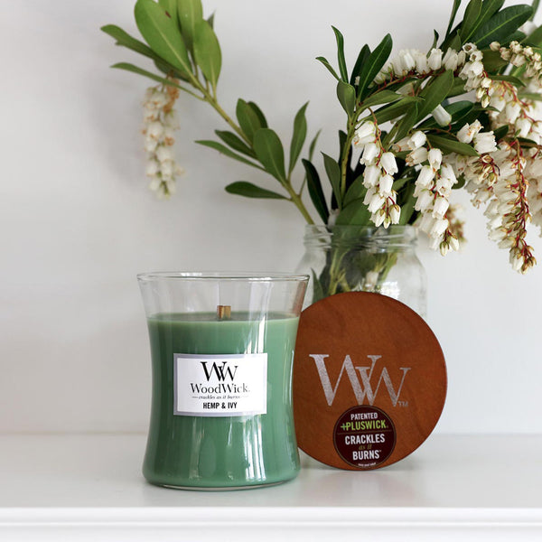 Hemp & Ivy - Medium | Woodwick Candles | Rugs N Timber – Rugs 'N' Timber